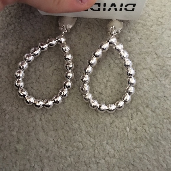 H&M | Jewelry | Nwt Gold Dangle Earrings | Poshmark